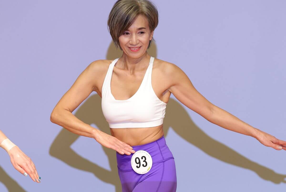 Fanzaの動画視聴サイト nPR ラブハーレム りあ嬢 80分